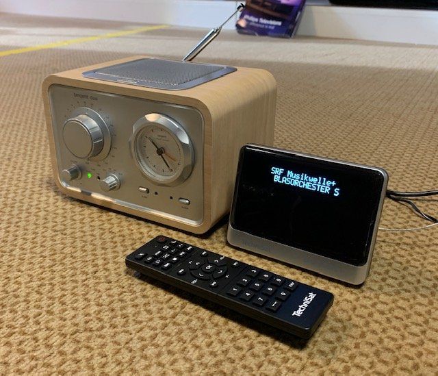 Tangent Duo RetroRadio mit Uhr inkl TechniSat DAB+ Empfänger (Neu ...