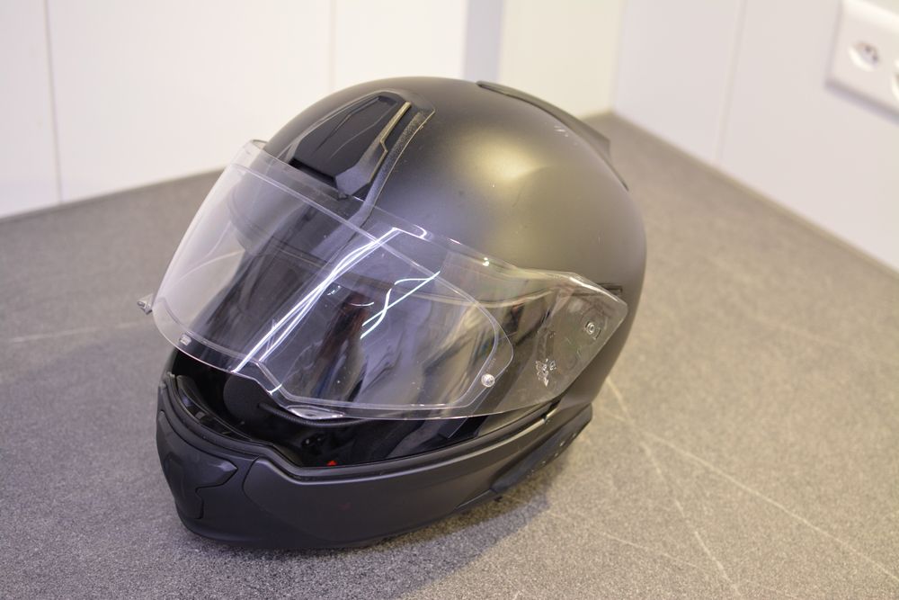 BMW Motorrad Helm System 7 Karbon + Kommunikator (Gebraucht) in ...