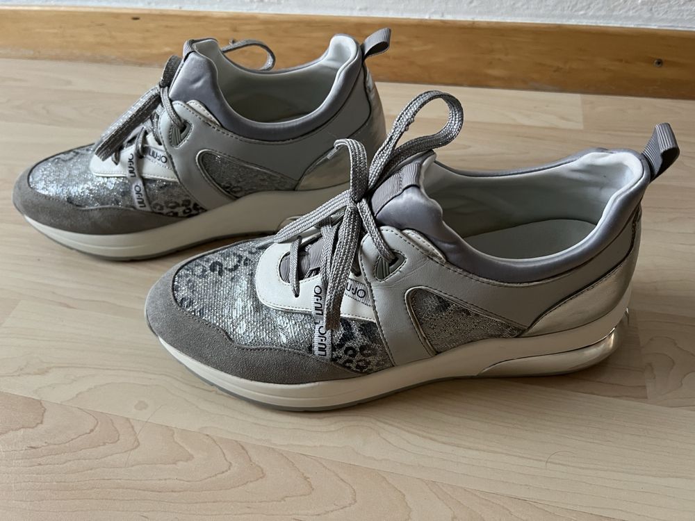 Sneakers Gr 39