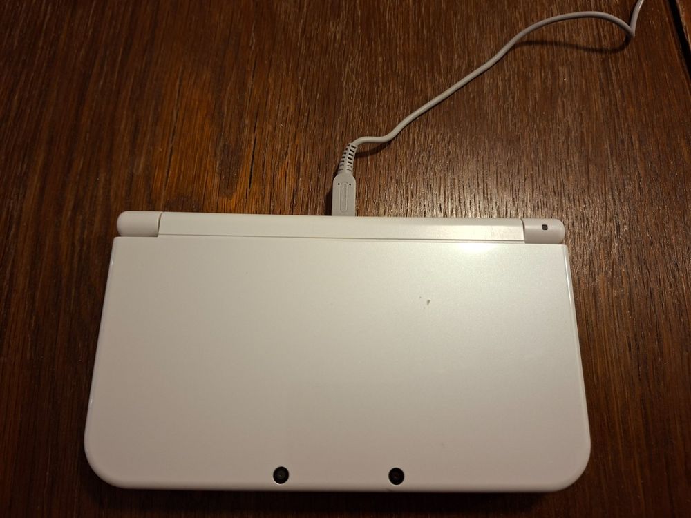 Nintendo 3DS XL, weiss, mit Zubehör + Spielen, guter Zustand (Gebraucht ...