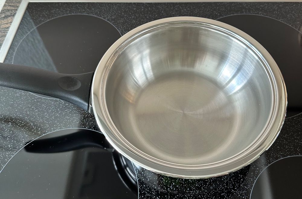 AMC Premium System Sauteuse Induction Edelstahl 20 cm 2,1 L (Gebraucht) in Basel für CHF 159 ...