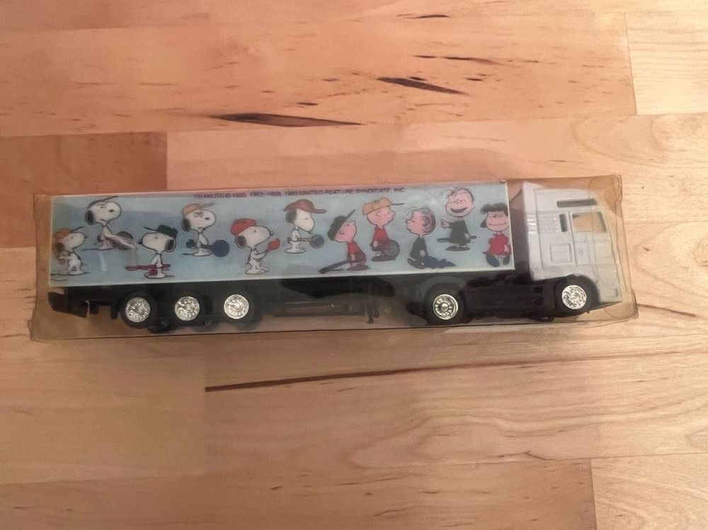 Snoopy Modellauto Trucks 2Stk Neu (Neu und originalverpackt) in Braunau ...