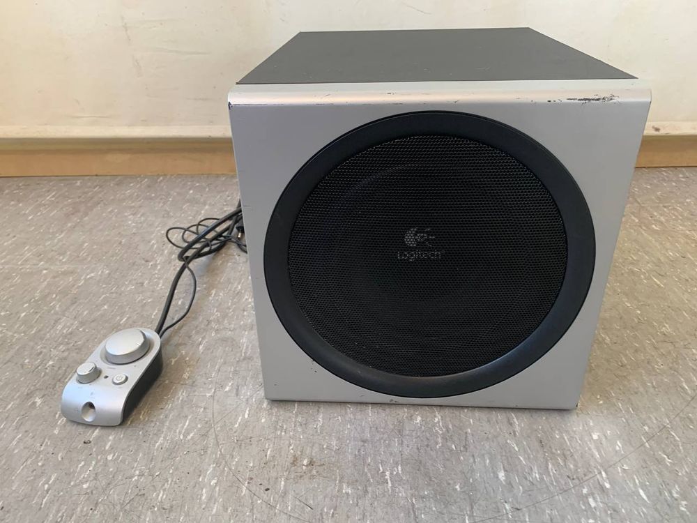 Logitech Subwoofer Z 2300 L 6863 | Kaufen auf Ricardo