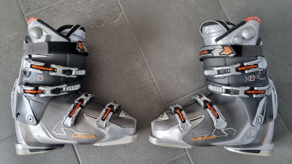 LOWA XC Air 7 Skischuh Gr. 45 (Gebraucht) in Sursee für CHF 1 – nur Abholung auf Ricardo kaufen