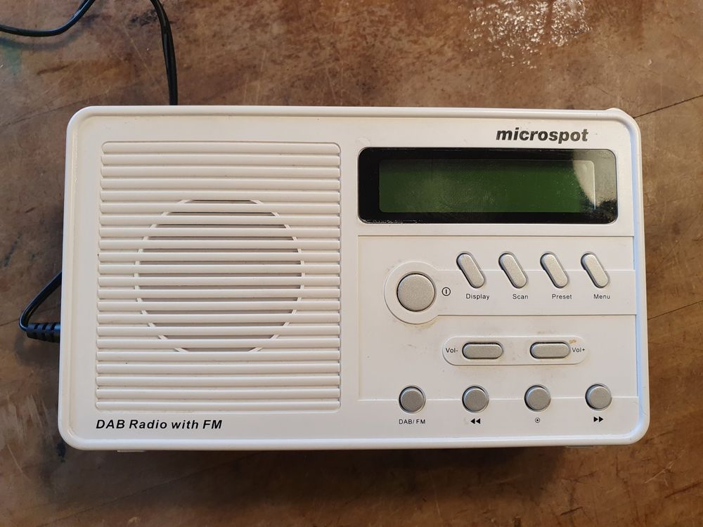 DAB / FM Radio Microspot DB-32F (Gebraucht) in Zürich für CHF 5 – nur ...