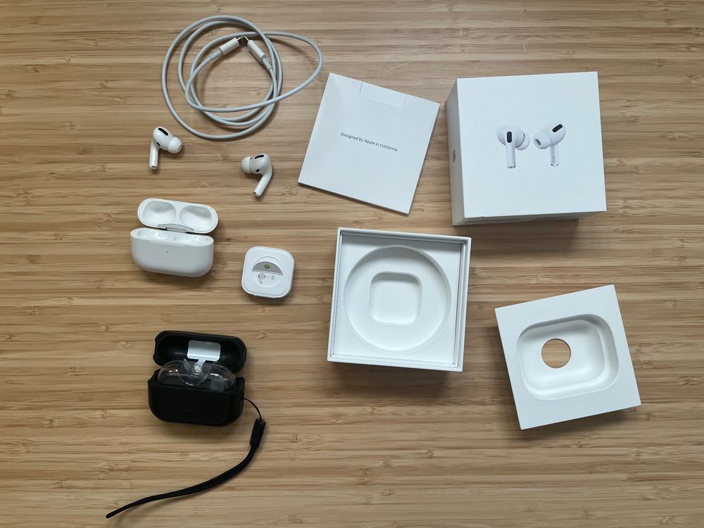 AirPods Pro full box, MagSafe charging, protective case (Gebraucht) in ...