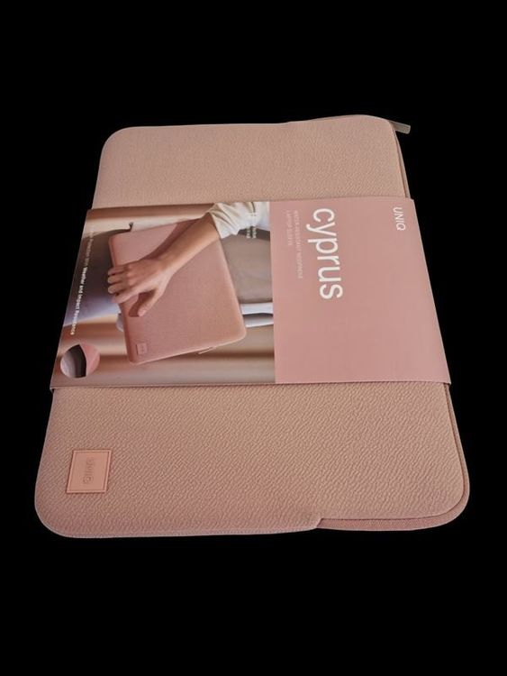 UNIQ Cyprus Laptop-Tasche (Neu (gemäss Beschreibung)) in Wangen b ...