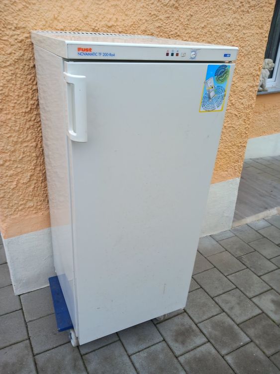 Tiefkühlschrank 190L / TF200 RA4 | Kaufen auf Ricardo