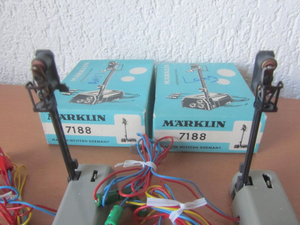 Märklin 7188 - 2x Signal / Lichthauptsignal (Gebraucht) in Porrentruy ...