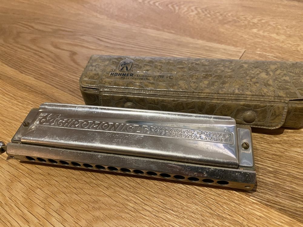 Hohner Chromonica 64 (C-Dur) (Gebraucht) in Brunnen für CHF 20 – mit ...