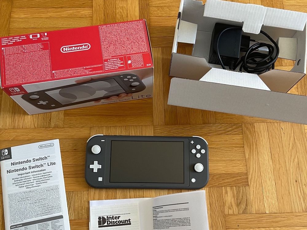 Nintendo Switch Lite OVP mit Garantie+ | Kaufen auf Ricardo