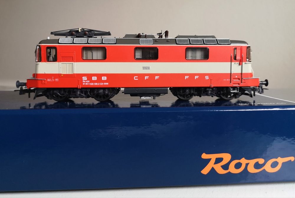 Roco Re 4/4 II Swiss Express 11108 SBB H0 DC Analog Ep.VI | Kaufen auf ...