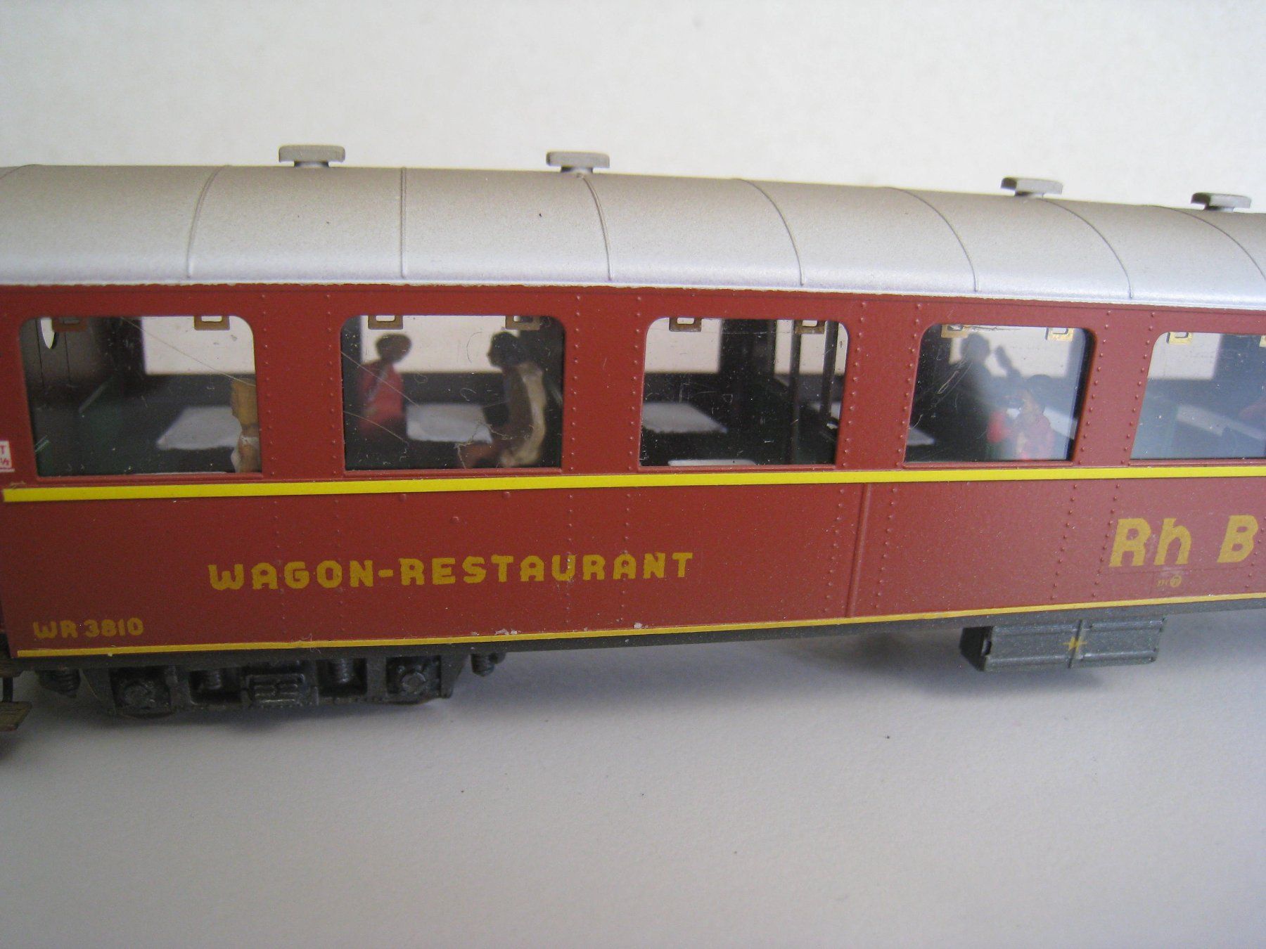Ferro Suisse Rhb WR 3810 Speisewagen + Figuren (Gebraucht) in Buchs ZH ...