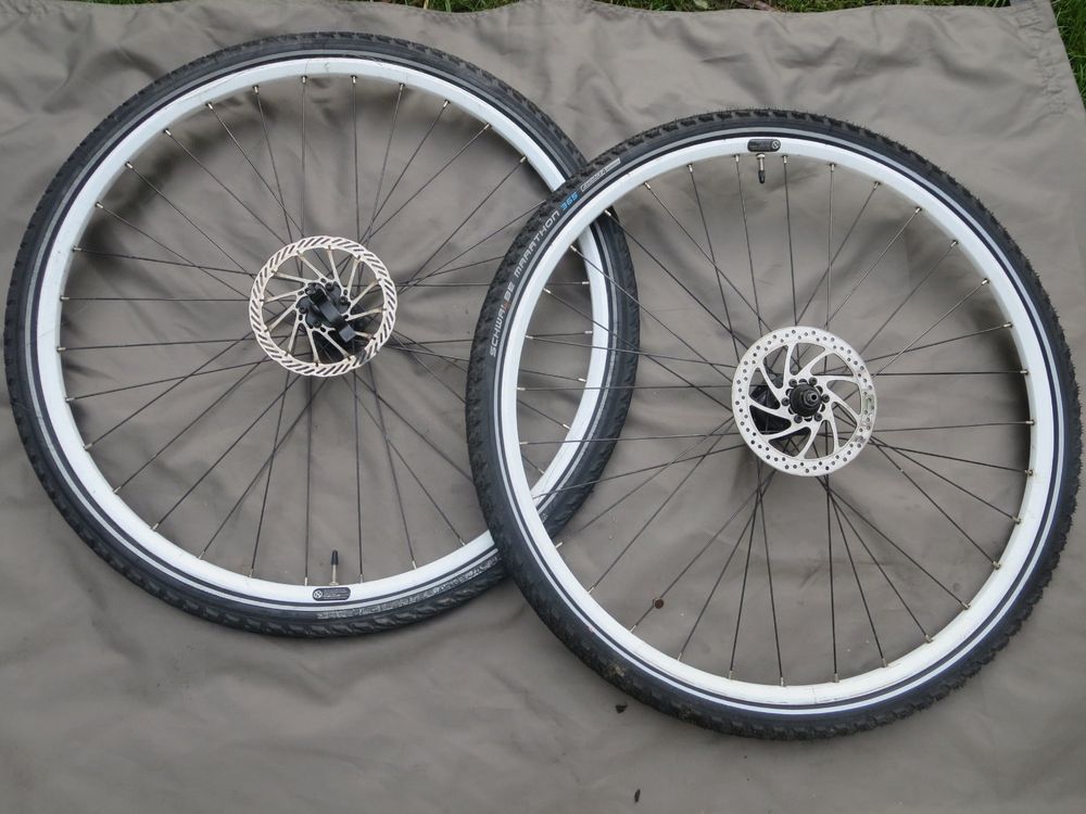 Velo Radsatz 28" 100mm 135mm Dics (Gebraucht) in Ottikon für CHF 80 ...