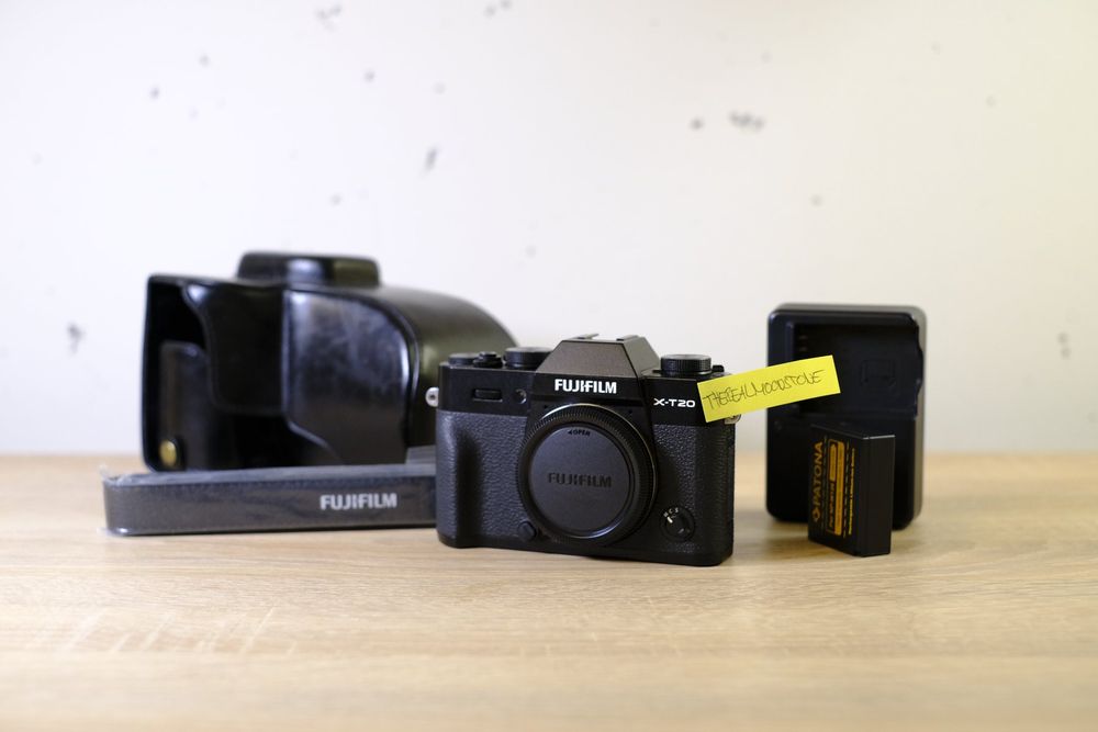 Fujifilm X-T20 // Shutter Count >100 | Kaufen auf Ricardo
