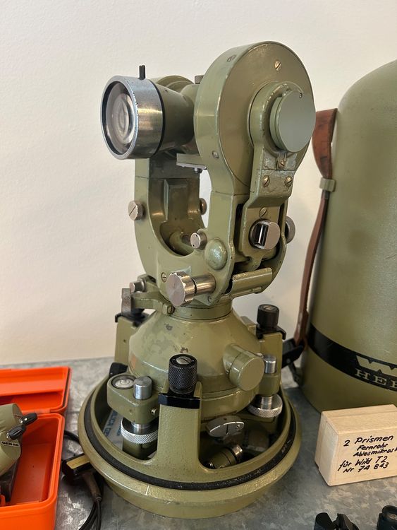 Theodolit Wild Heerbrugg T2 (Gebraucht) in Bern für CHF 200 – nur Abholung auf Ricardo kaufen