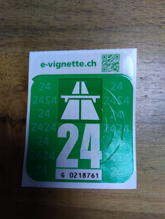 Autobahn Vignette 2024 (Neu und originalverpackt) in Rothrist für CHF 32 – mit Lieferung auf ...