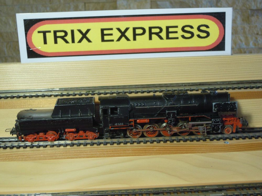 Trix Express Tender Lok BR 42 + 5 alte Personenwagen Metall (Gebraucht) in Saanen für CHF 91 ...