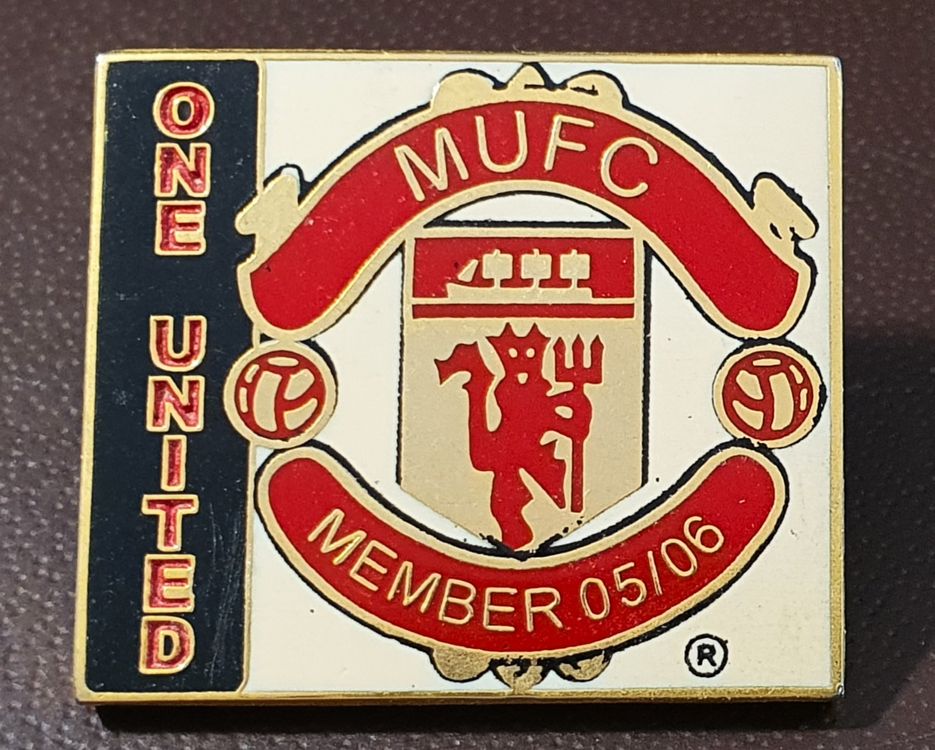 T462 - Pin FC Manchester United RED Devil's Member 05/06 | Kaufen auf ...