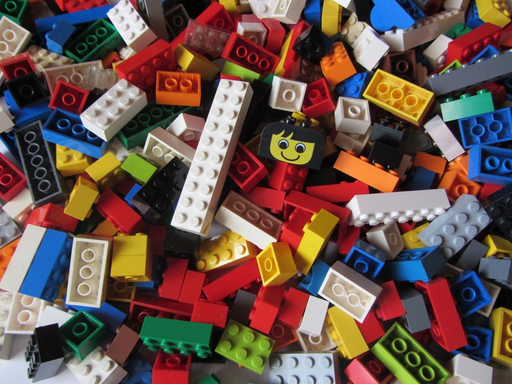 Legosteine und Platten 2.3kg (Gebraucht) in Mühlau für CHF 46 – mit ...