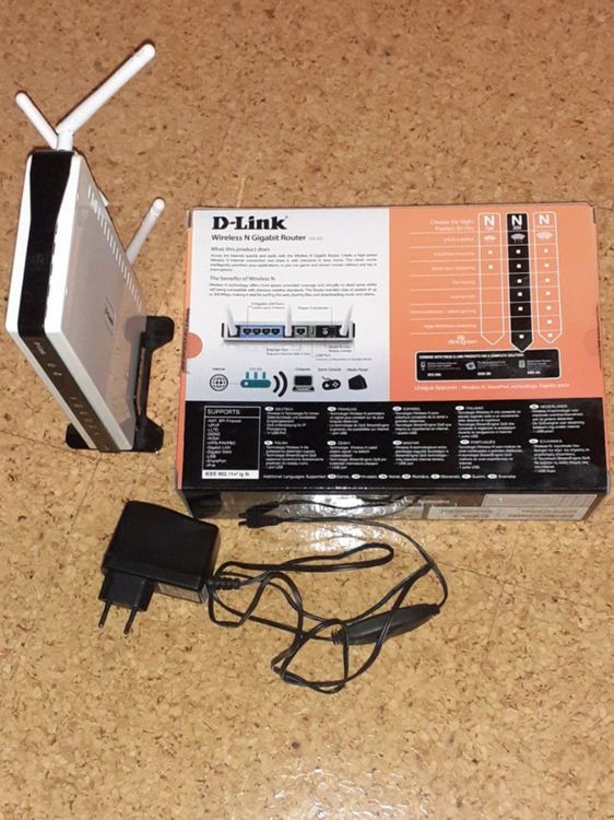 D-Link DIR-655 - 300 Mbps 4-Port 1000 Mbps LAN / WLAN Router (Gebraucht ...