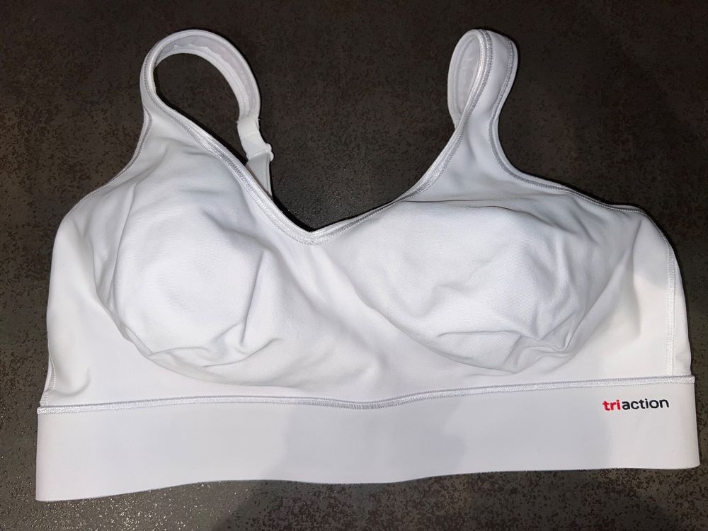 Sport BH Triumph TRIACTION 90B 1-2 x getragen (Neu (gemäss Beschreibung)) in Dornach für CHF 10 ...