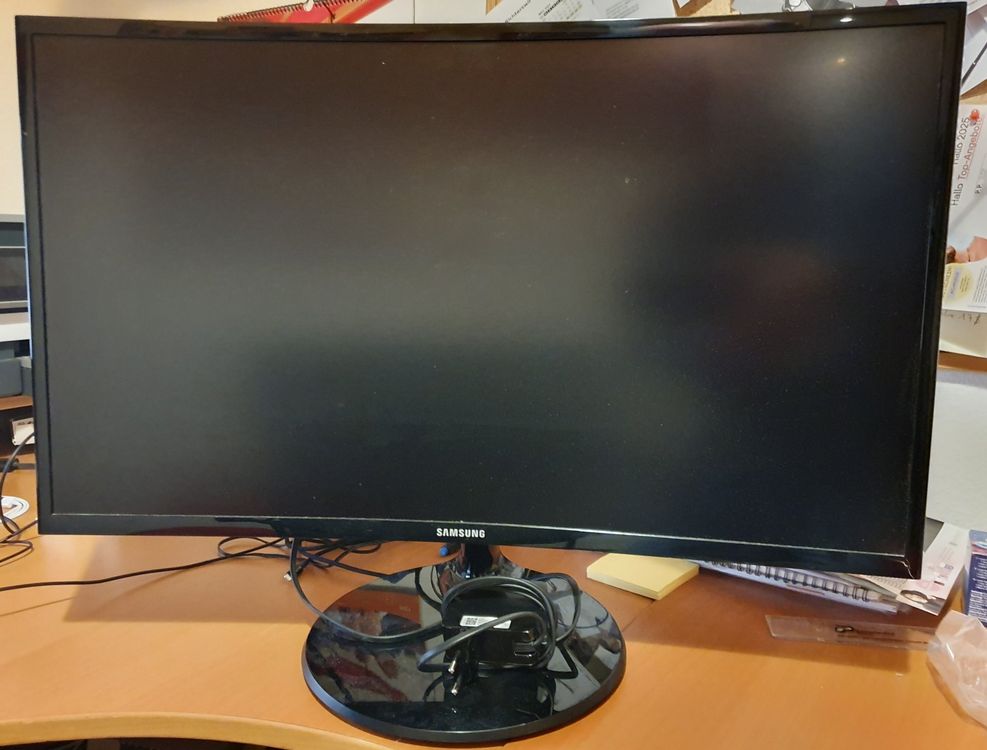 SAMSUNG C27F390FHU 27'' Full-HD Curved Monitor HDMI (Gebraucht) in ...