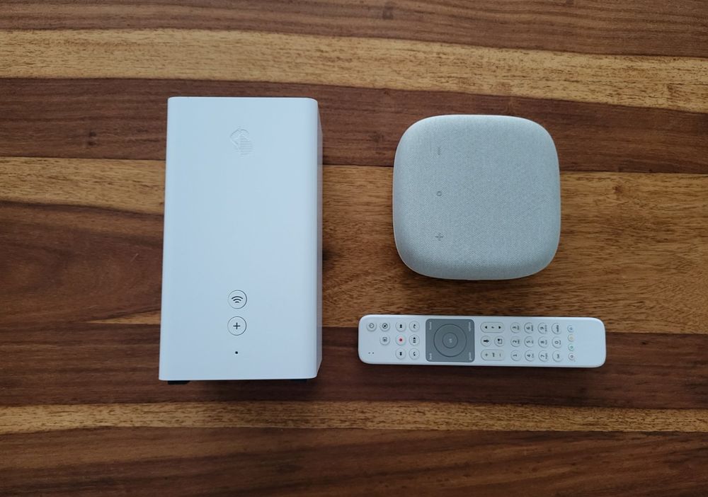 Swisscom TV Box, Router & Fernbedienung inkl. Kabel | Kaufen auf Ricardo