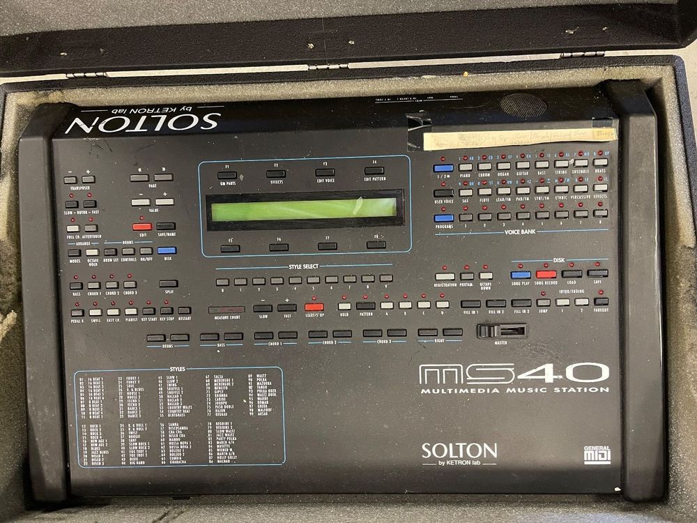 Solton MS40 - Keyboard Arranger mit Zubehör (Gebraucht) in Strengelbach ...