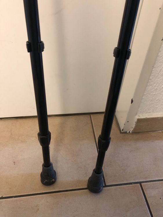 Gehhilfen , Krücken , höhenverstellbar (Neu (gemäss Beschreibung)) in ...