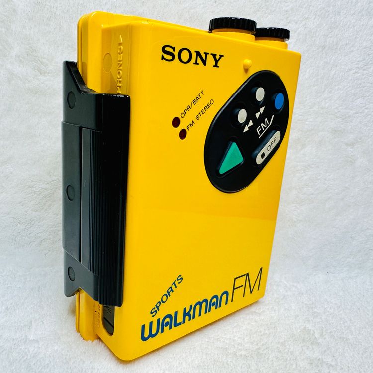 Sony Walkman WM-F5 SPORTS gelb #211 (Gebraucht) in Vorderthal für CHF ...
