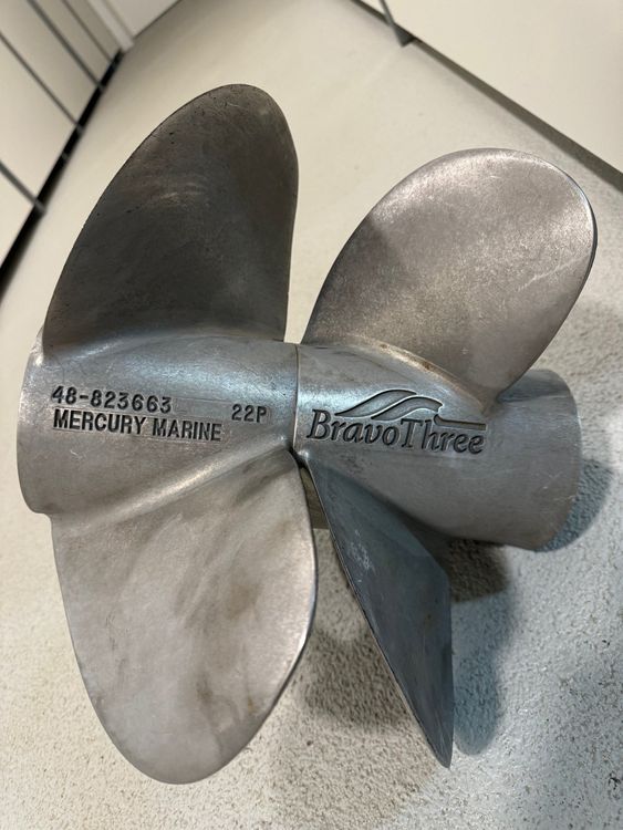 Propeller Mercury Marine 22 P Duoprop Bravo three. | Kaufen auf Ricardo