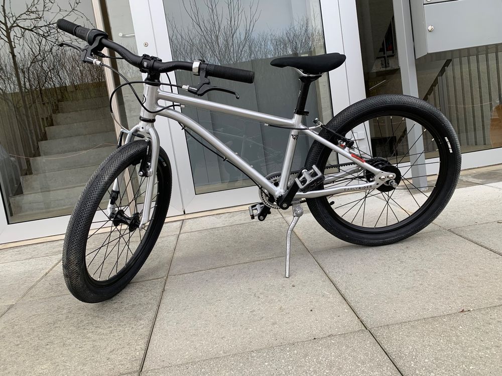 Praktisch neuwertig: Early Rider 20'' Kinderfahrrad | Kaufen auf Ricardo