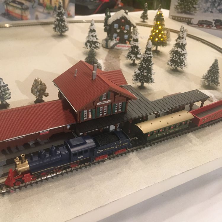 Märklin 81845 Kit de départ de Noël Z (Neu und originalverpackt) in für ...