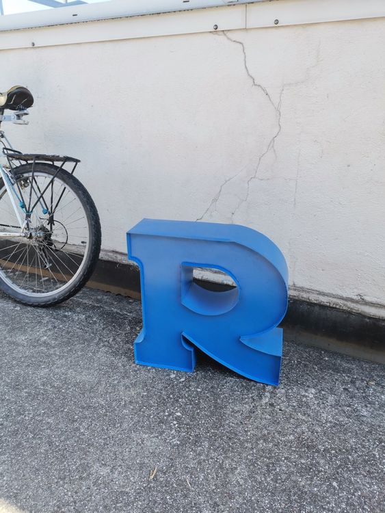 R, Blechbuchstabe R, Buchstabe R aus Metall, Metall Buchstab (Gebraucht ...