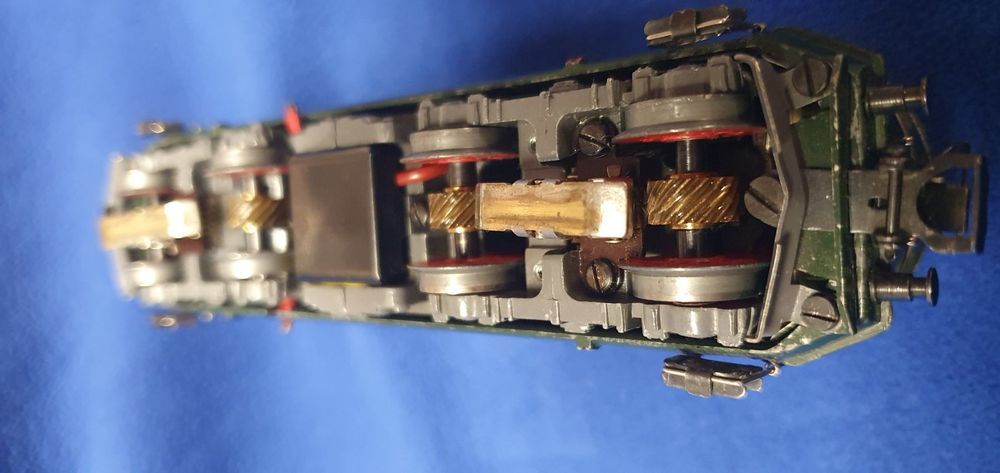 Märklin HO eine RE-800 die Nummer. 2 Version in grün. (Gebraucht) in ...