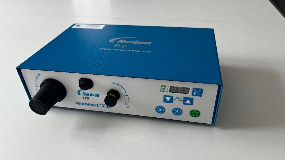 Nordson EFD Performus X100 Dosiergerät Dispenser (Neuf avec emballage d'origine) à Buchs SG pour ...