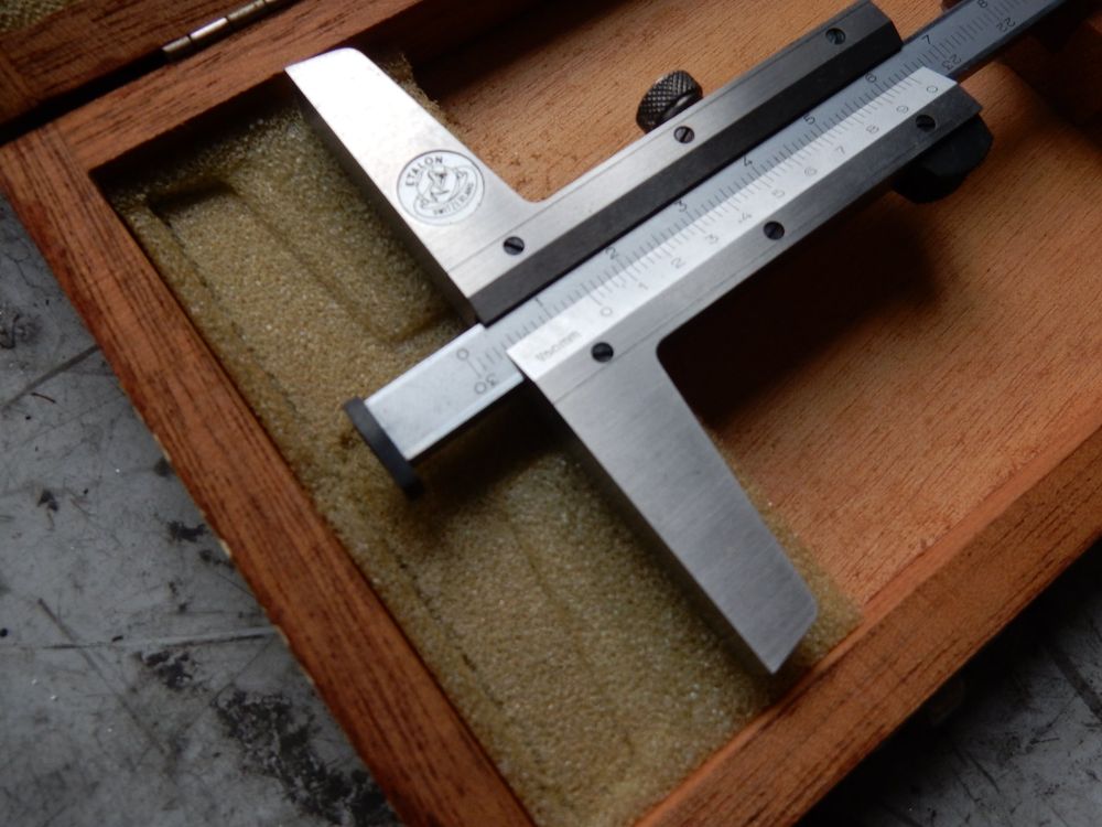 Etalon Tiefenmass 300mm mit Fuss no Tesa Mess Schieber (Gebraucht) in ...