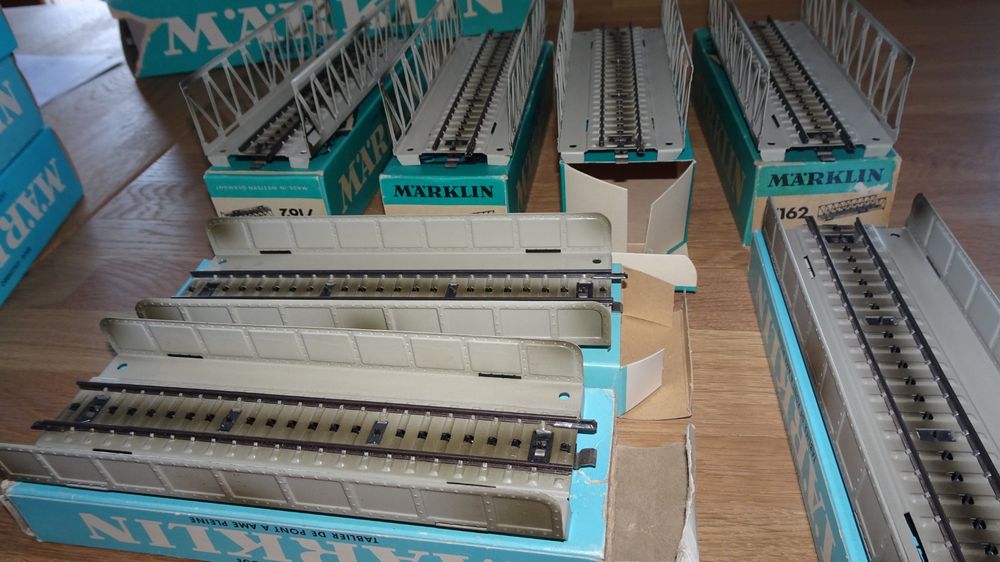 Märklin H0 M-Gleis Gitterbrücken TOP 7161 und 7162 (Gebraucht) in St ...