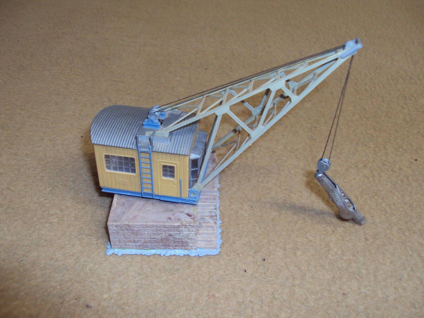 Trix Express TE 671 Kran auf Sockel (Gebraucht) in Steffisburg für CHF ...