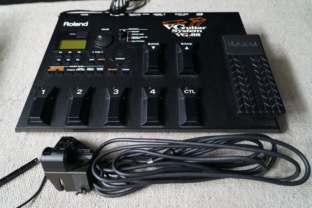 Roland VG-88 V-Guitar System Modeling Gitarren Pre-Amp (Gebraucht) in ...