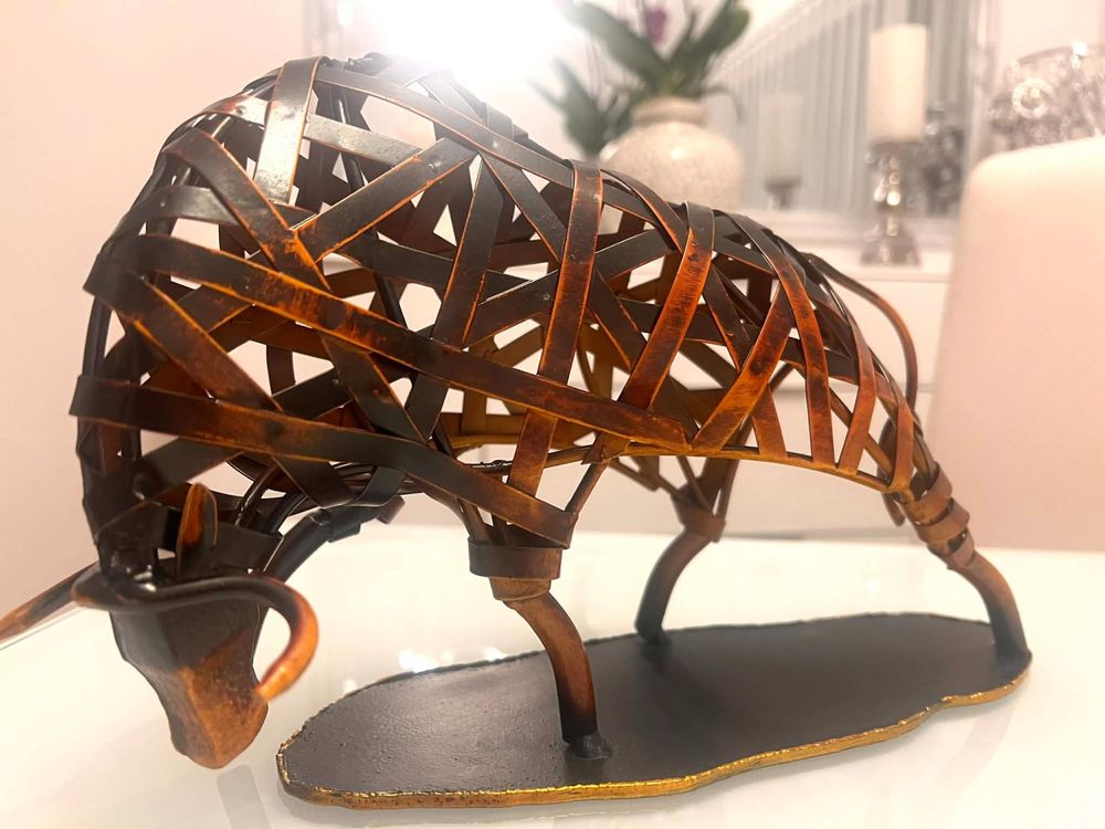 Unikate Metall Stier Statue (Neu und originalverpackt) in Bern für CHF ...