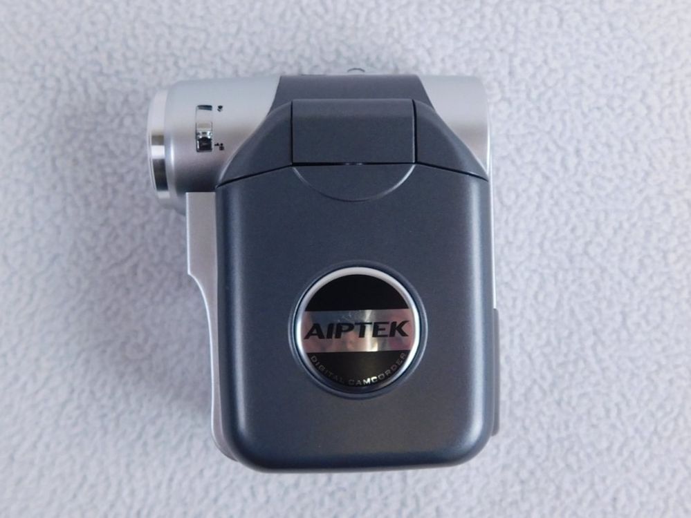 Mini Digital Camcorder 9x7cm "V3OG" AIPTEK (Gebraucht) in Bülach für ...