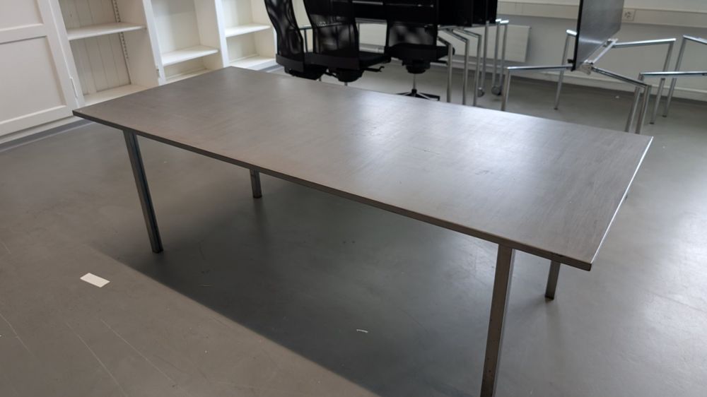 Stabiler Werkstatttisch, Industrial Design (Gebraucht) in Forch für CHF ...