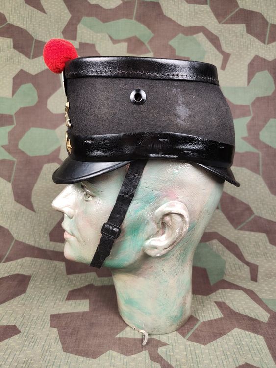 Tschako Ord. 1898, Feldartillerie Batterie 10, Freiburg (Gebraucht) in Bauma für CHF 129 – mit ...