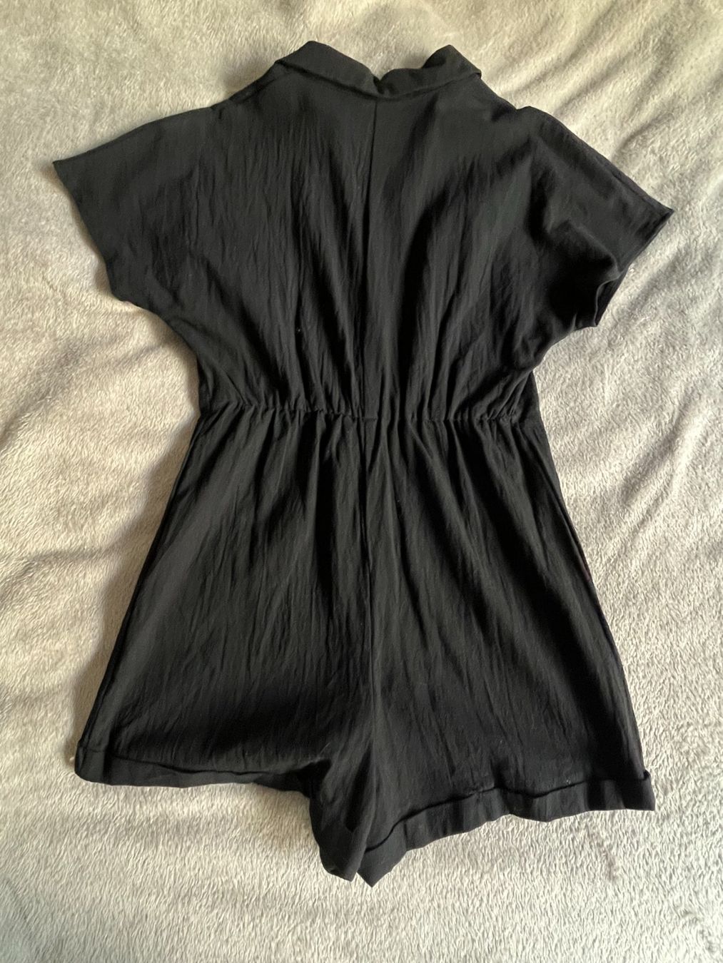 Combinaison d'été noire Shein, taille M – Parfait état! (D'occasion) à ...