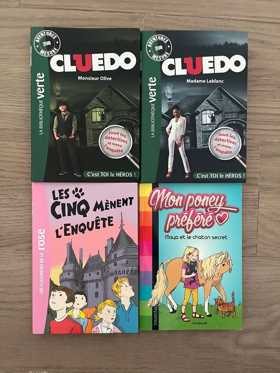 Lot de 4 livres pour enfants: Cluedo, rose, poney. (D'occasion) à St ...