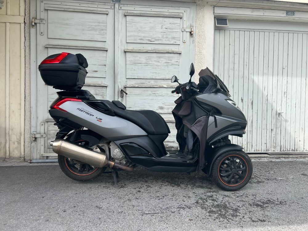 Peugeot Metropolis 400 RS Roller Scooter 3 Rad Roller Trike (Gebraucht ...