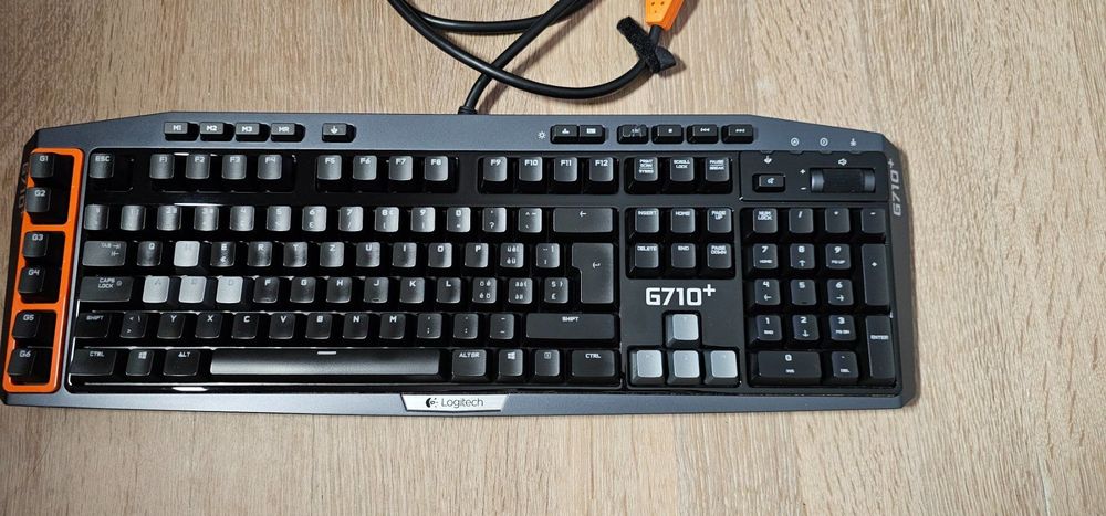 Logitech G710+ Keyboard (Gebraucht) in Zürich für CHF 5 – nur Abholung ...