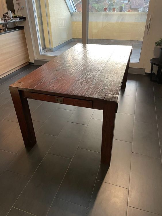 Massiver Esstisch aus Holz – 200 × 100 cm – sehr stabil (Gebraucht) in ...